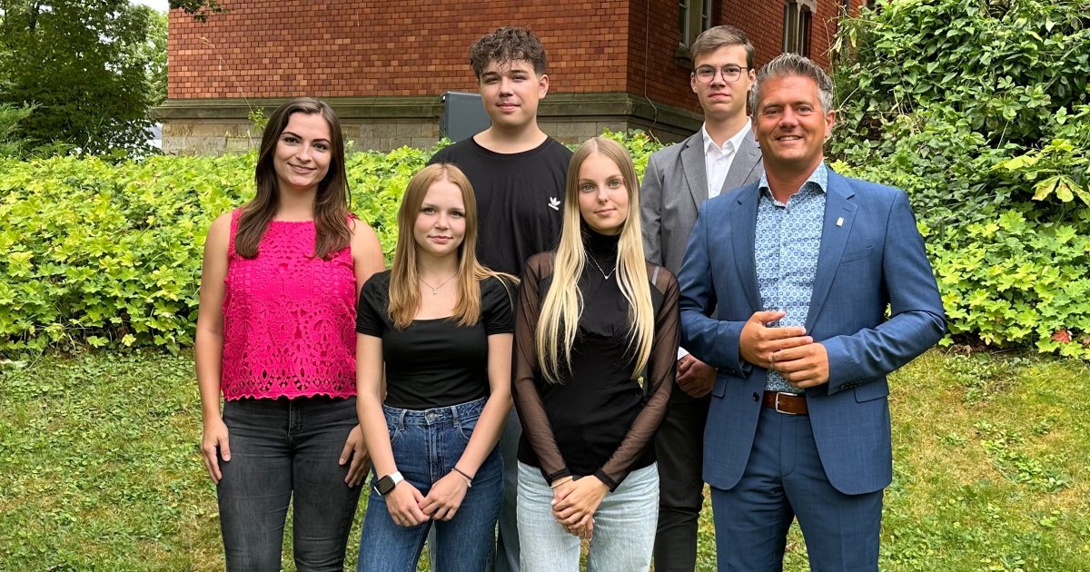 Ausbildungsstart: Stadtverwaltung Alzey begrüßt fünf neue Auszubildende ...