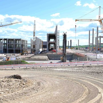 Ministerpräsident und Wirtschaftsministerin besuchen Lilly-Baustelle in ...